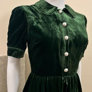 Modcloth | Dresses | Modcloth Green Velvet Retro Pearls Buttons Mini ...